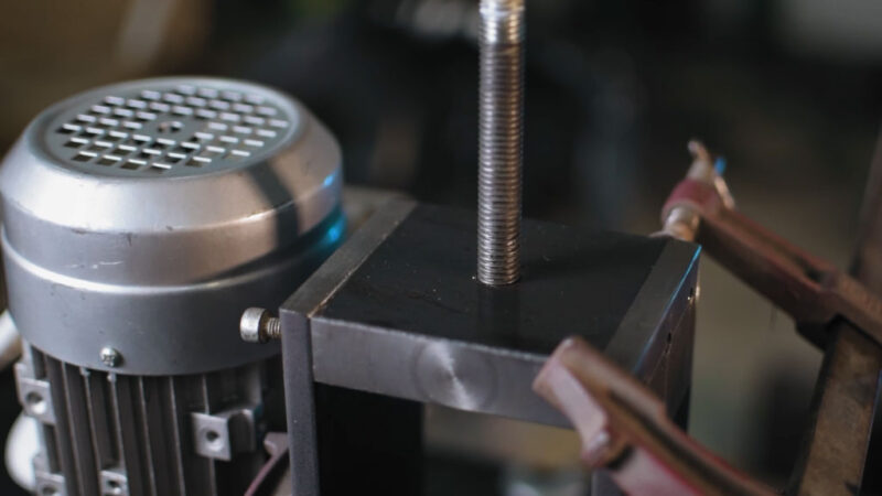 Project 0131 | Making a scrap wire stripping machine - Make It Extreme