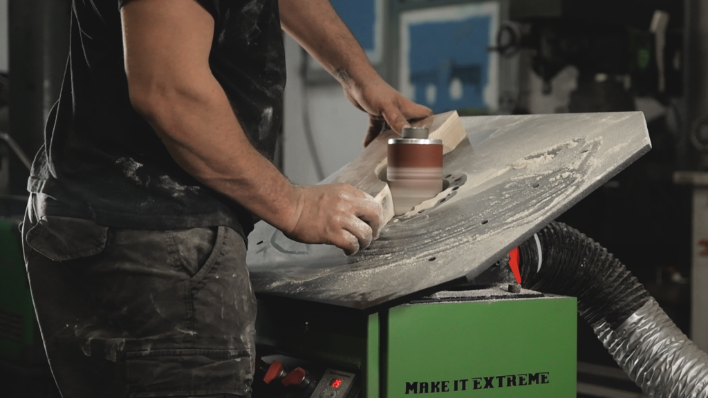 Project 0112 | Making a spindle sander - Make It Extreme