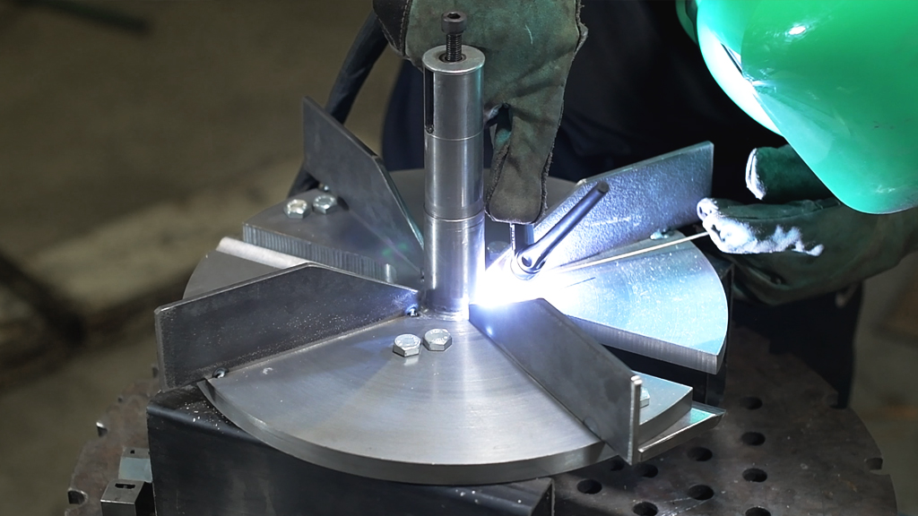 Project 0103 | Making a wood clipper - Make It Extreme