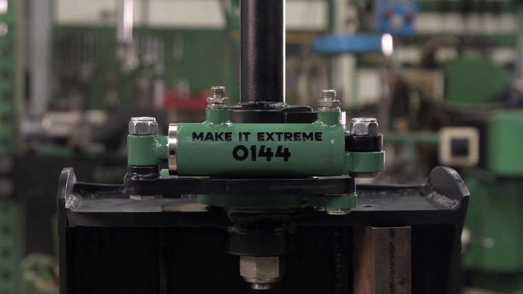 Project 0144 | Making a hydraulic rotating chisel for excavator hammer ...